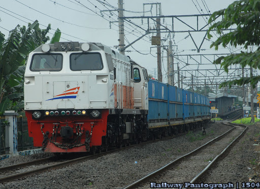 Hunting Kereta Api – GM-MarKA